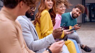 140 Conversation Starters to Help Beat Any Awkward Silence