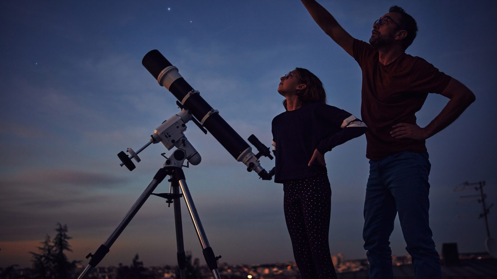 6 Stargazing Secrets, According to Astronomy Experts — Best Life