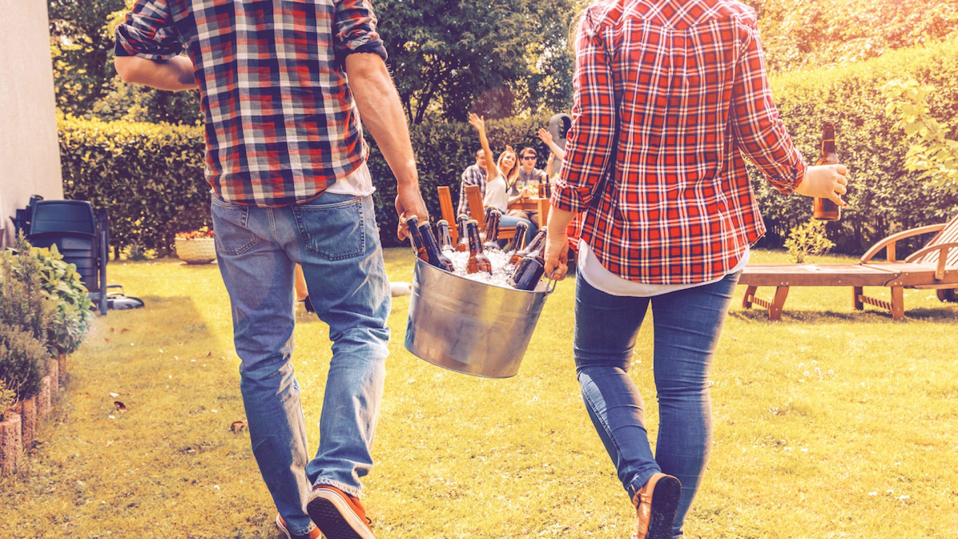 The 6 Best Things to Ask Guests to Bring to a BBQ — Best Life