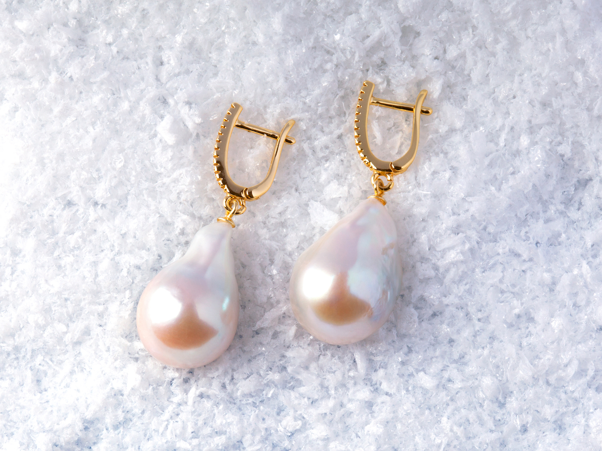 The Earrings You Should Wear, Based on Your Zodiac Sign