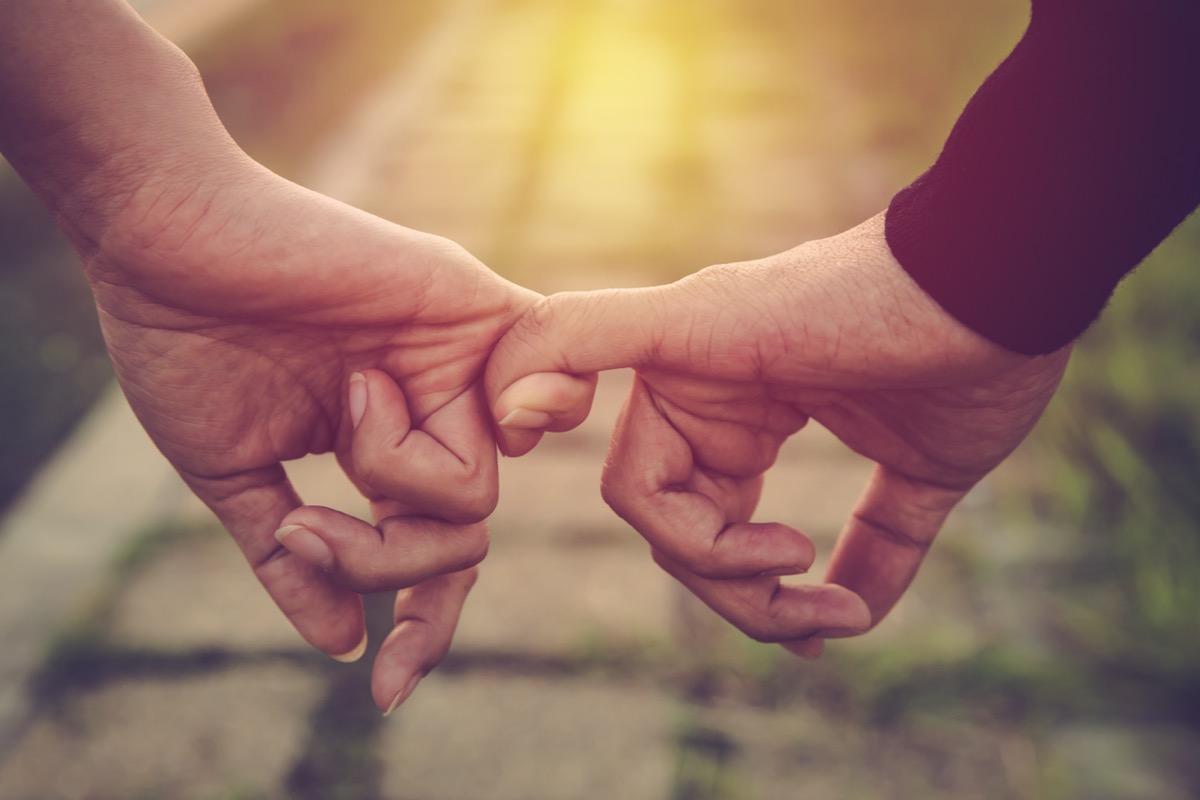 100 "I Miss You" Messages (And Quotes!) for Everyone in Your Life