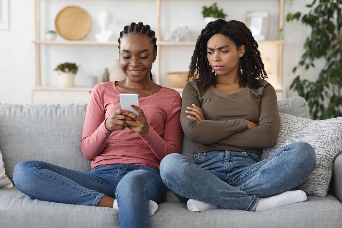 7 Warnings Signs That You Have a Toxic Friendship — Best Life