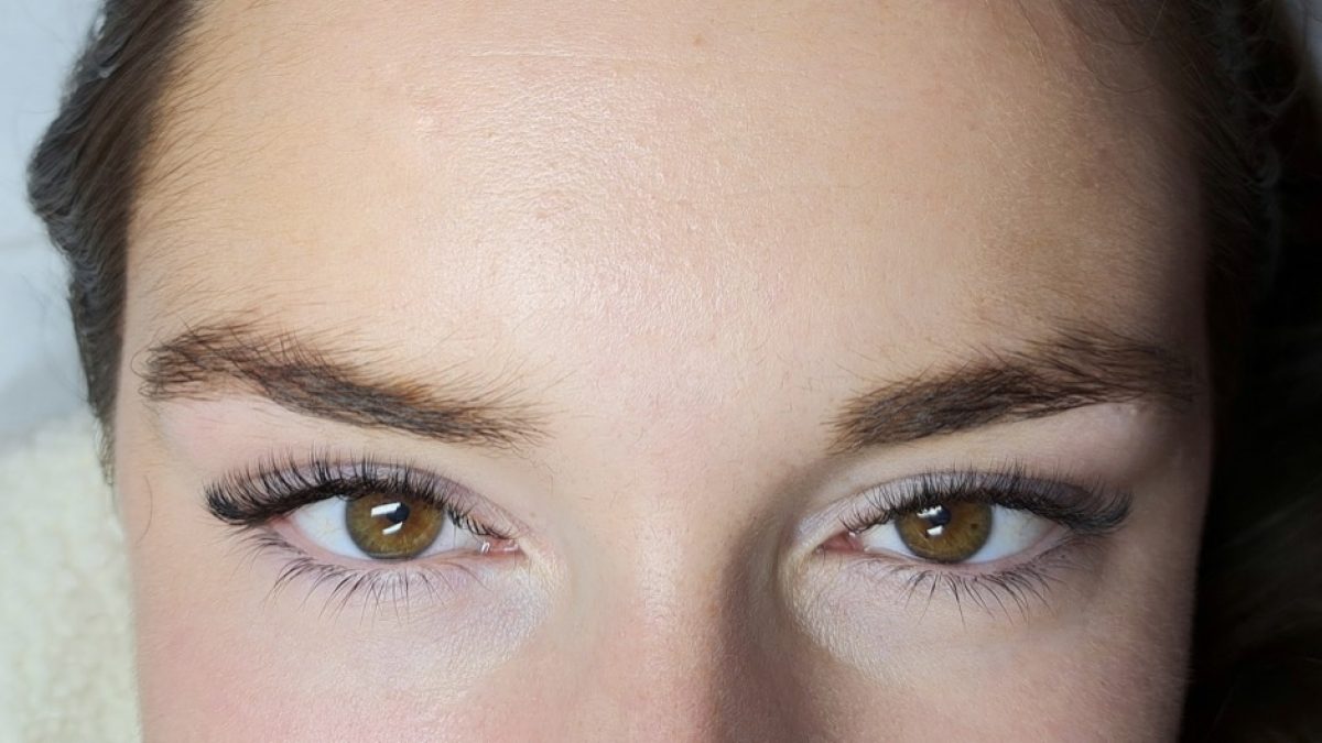 The Best Colors to Wear If You Have Hazel Eyes — Best Life