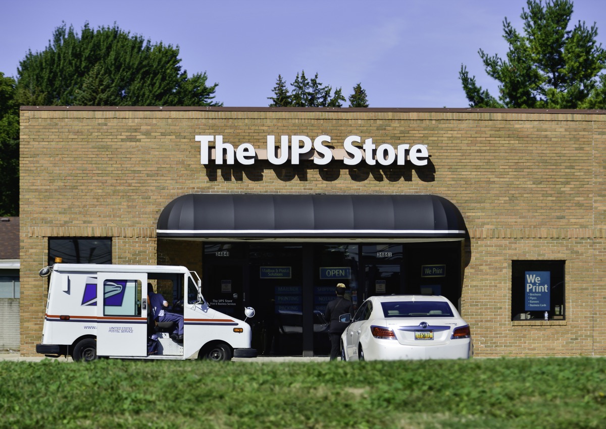 USPS Mail Carrier Reveals the Greatest Summer Gift — Best Life