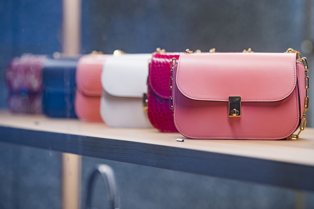 5 Ways to Make Your Purse Look Designer, Stylists Say