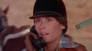 "Charlie's Angels" Star Kate Jackson Makes Rare Appearance