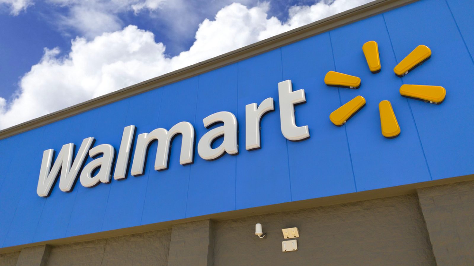 Walmart Shopper Has Clearance Hack for Up to 89% Off Items