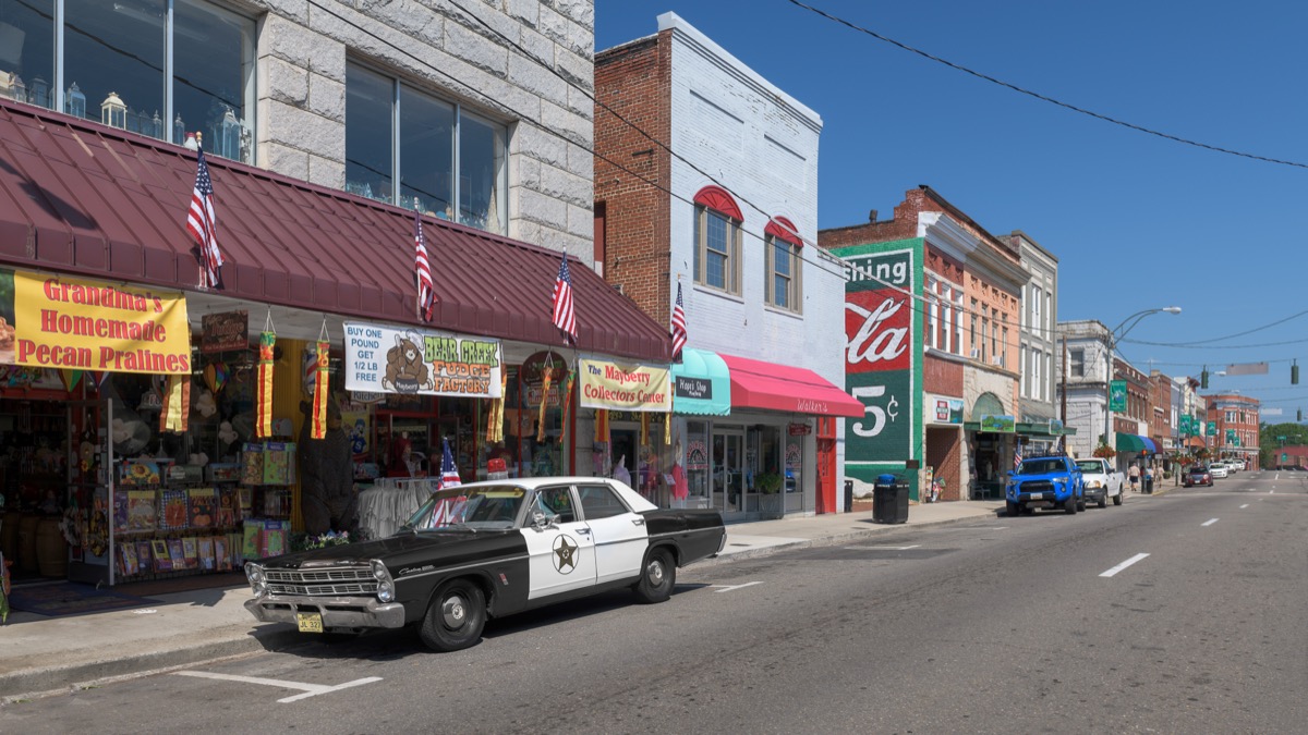 9 Small Towns That Feel Like You're in Mayberry — Best Life
