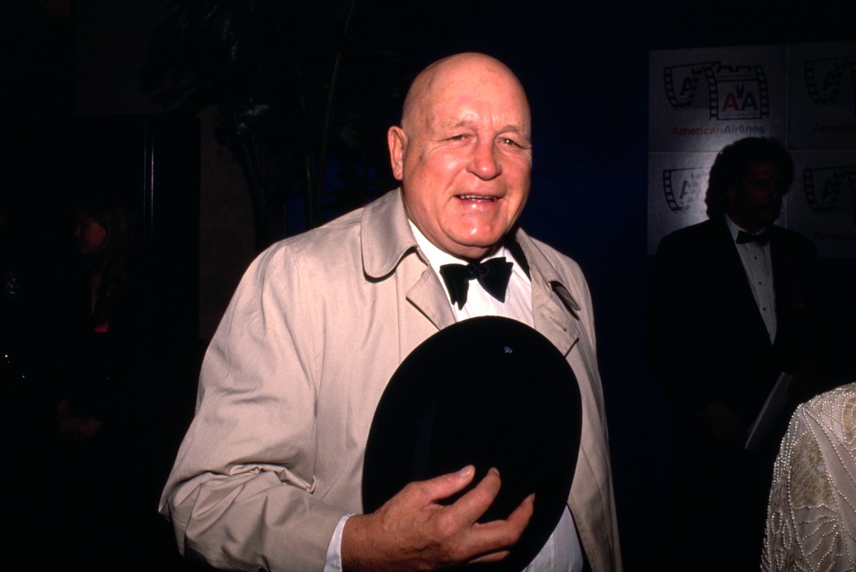 Guest Star Lawrence Tierney Was Fired After Terrifying "Seinfeld" Cast
