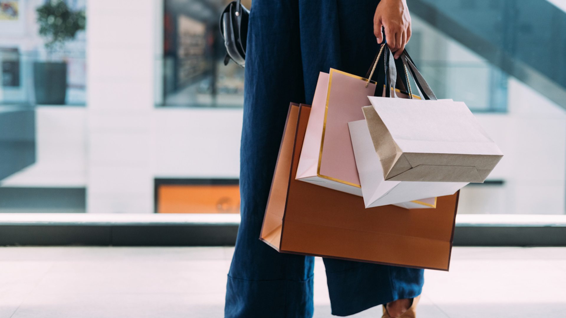 6 Best January Sales, Shopping Experts Say — Best Life