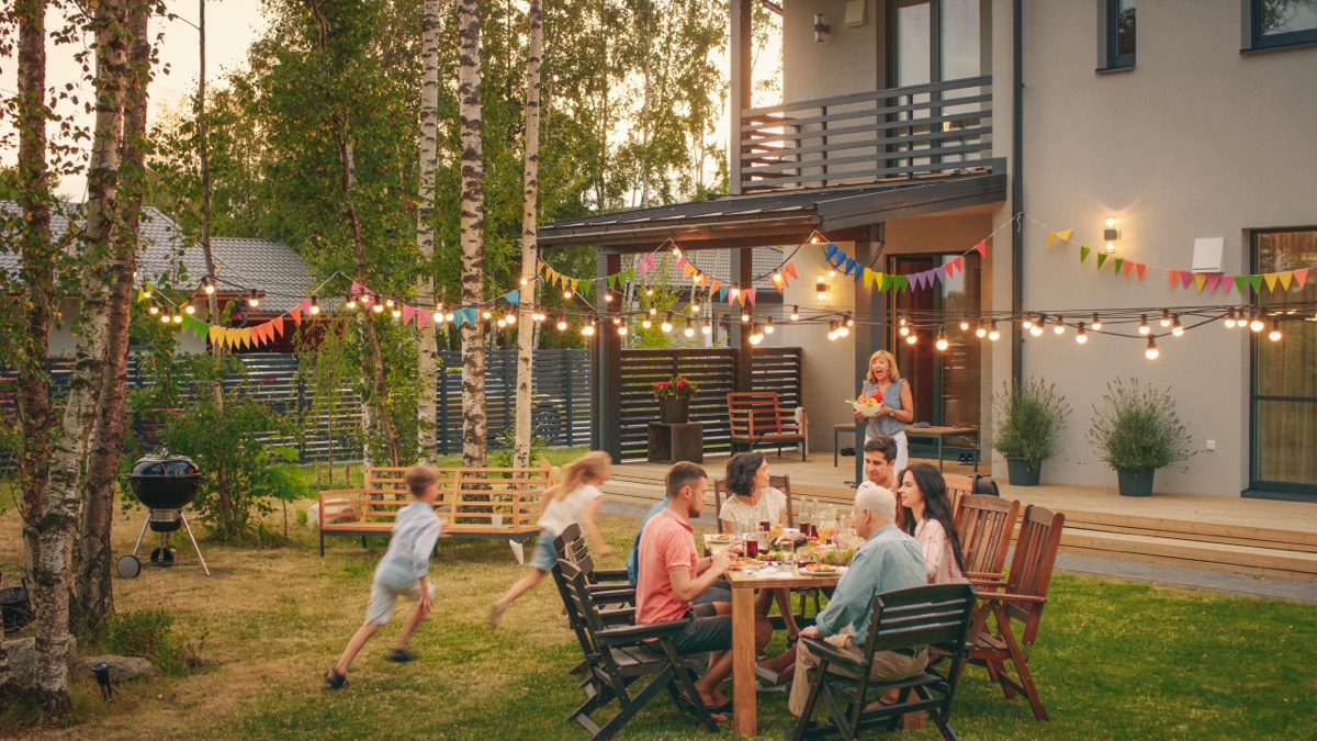 The Best & Worst Places to Live If You Want a Big Backyard — Best Life