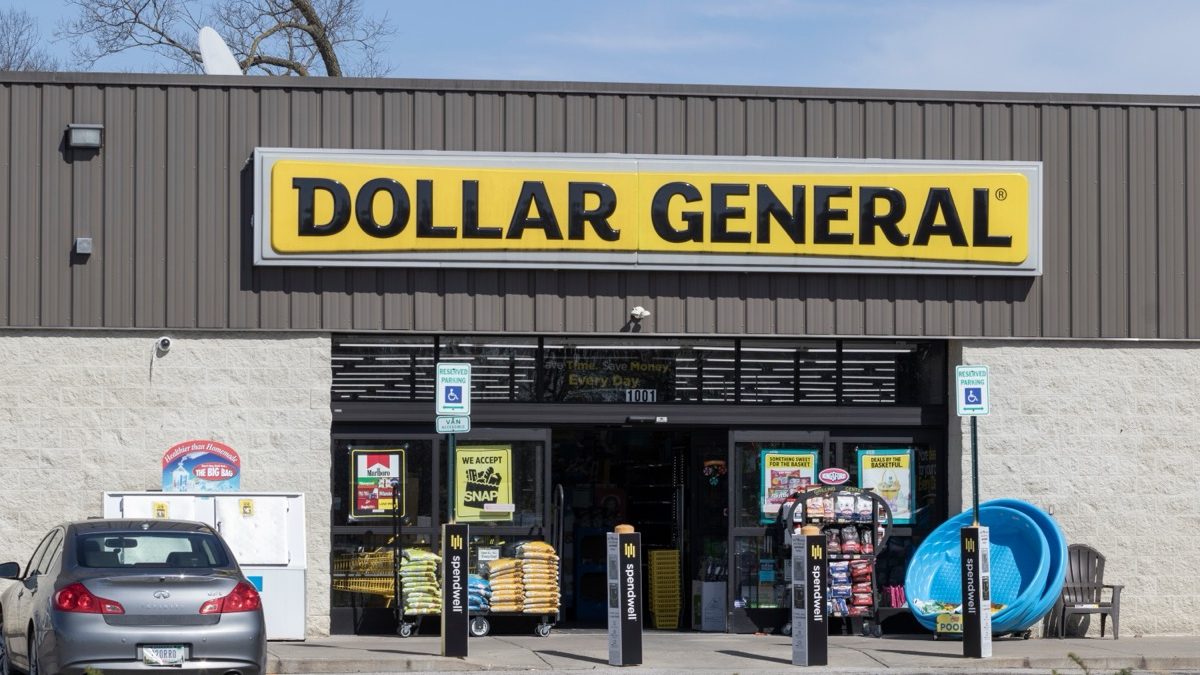 10 Best Money-Saving Secrets of Dollar General — Best Life