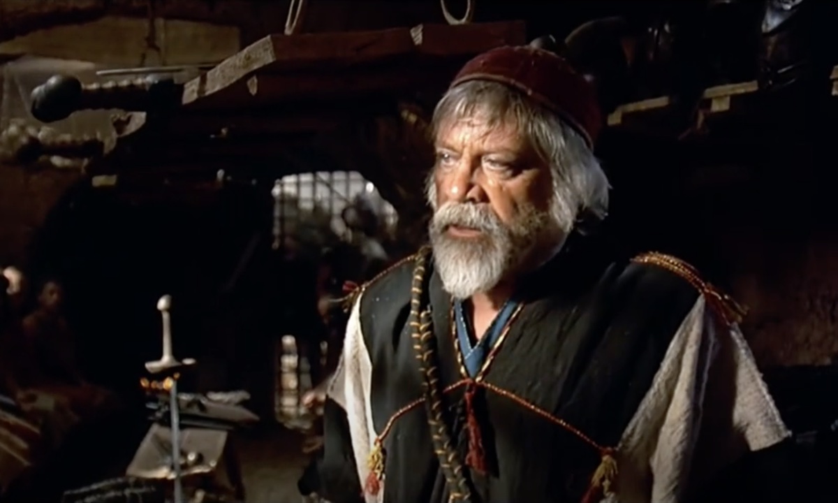 Oliver Reed "Dropped Down Dead" at a Pub During "Gladiator" Filming ...