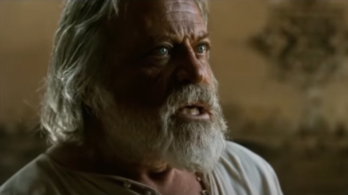 Oliver Reed "Dropped Down Dead" at a Pub During "Gladiator" Filming ...