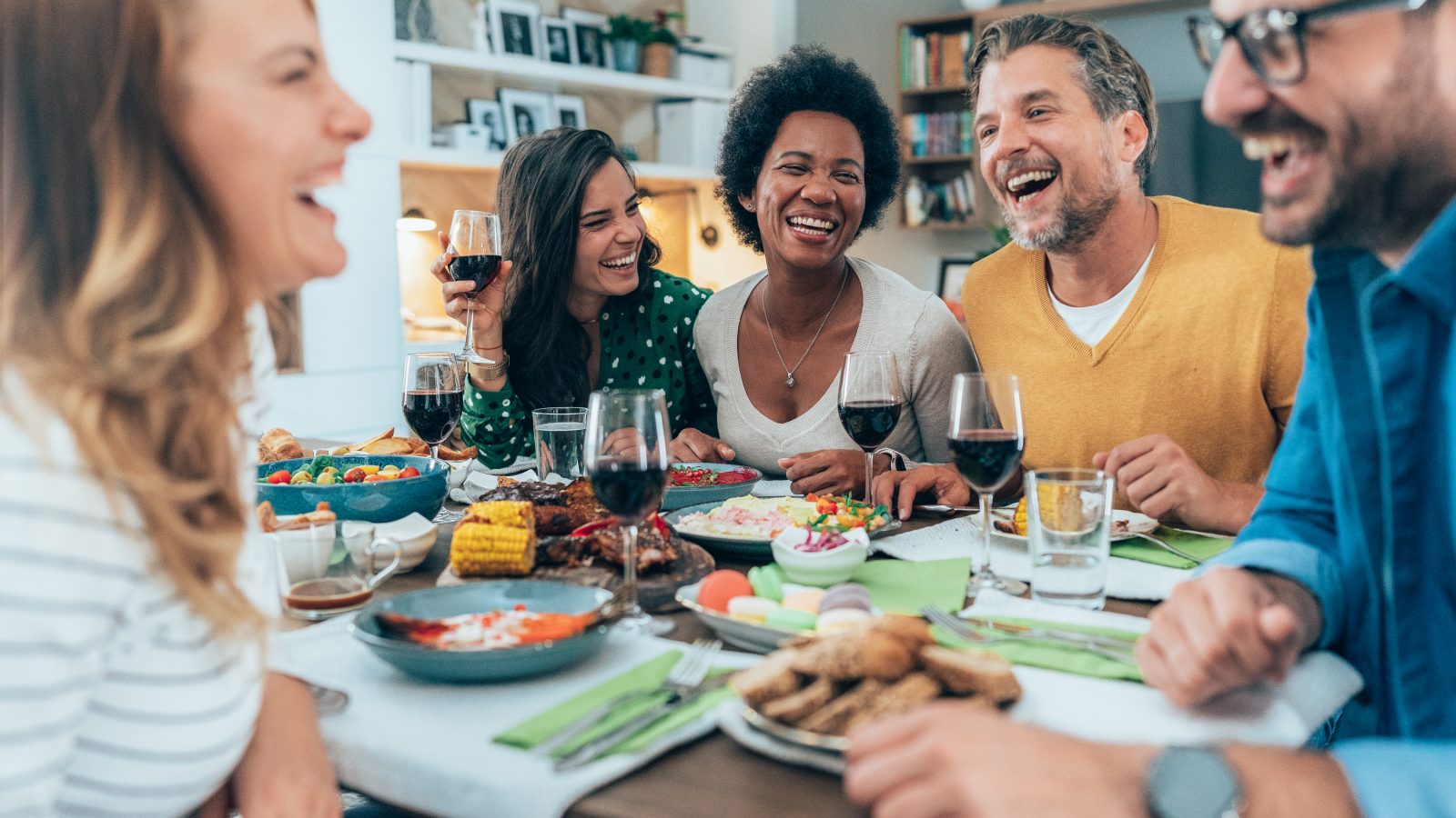 5 Worst Things to Serve at a Dinner Party, Etiquette Experts Say — Best ...