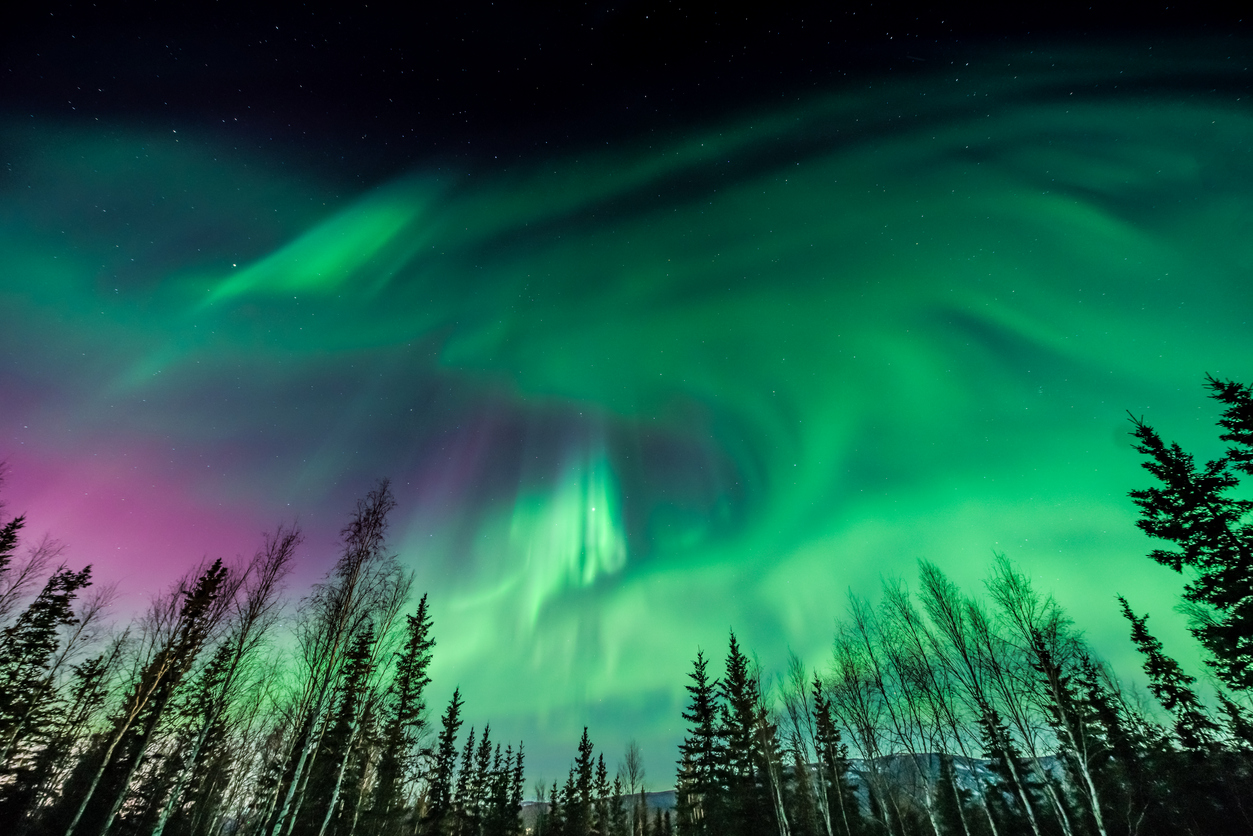 "Severe" Solar Storm Will Bring the Northern Lights to 14 States — Best ...