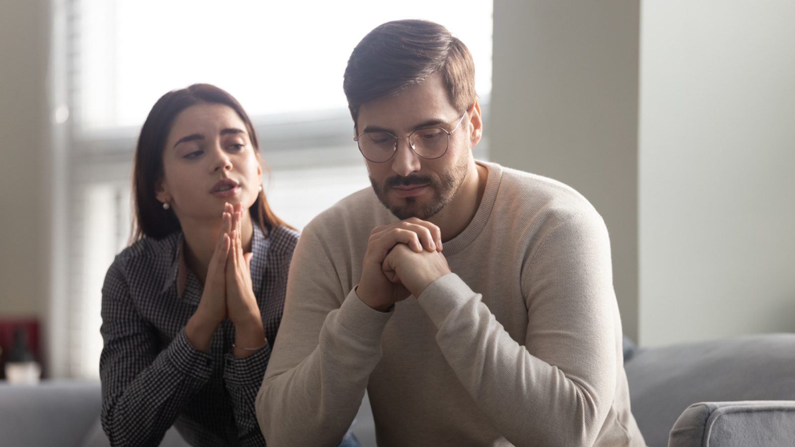 How to Apologize, According to Relationship Experts — Best Life