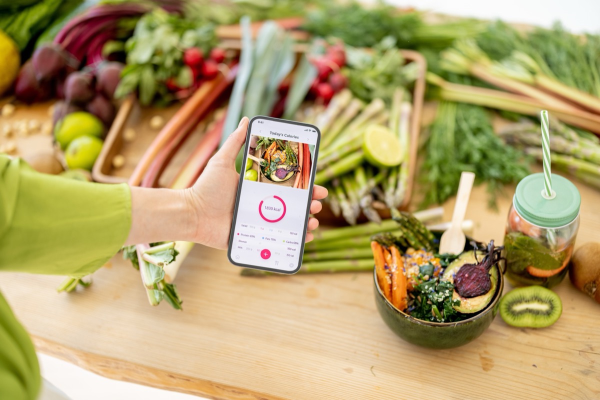 6 Best Apps for Tracking Calories, According to Dietitians — Best Life