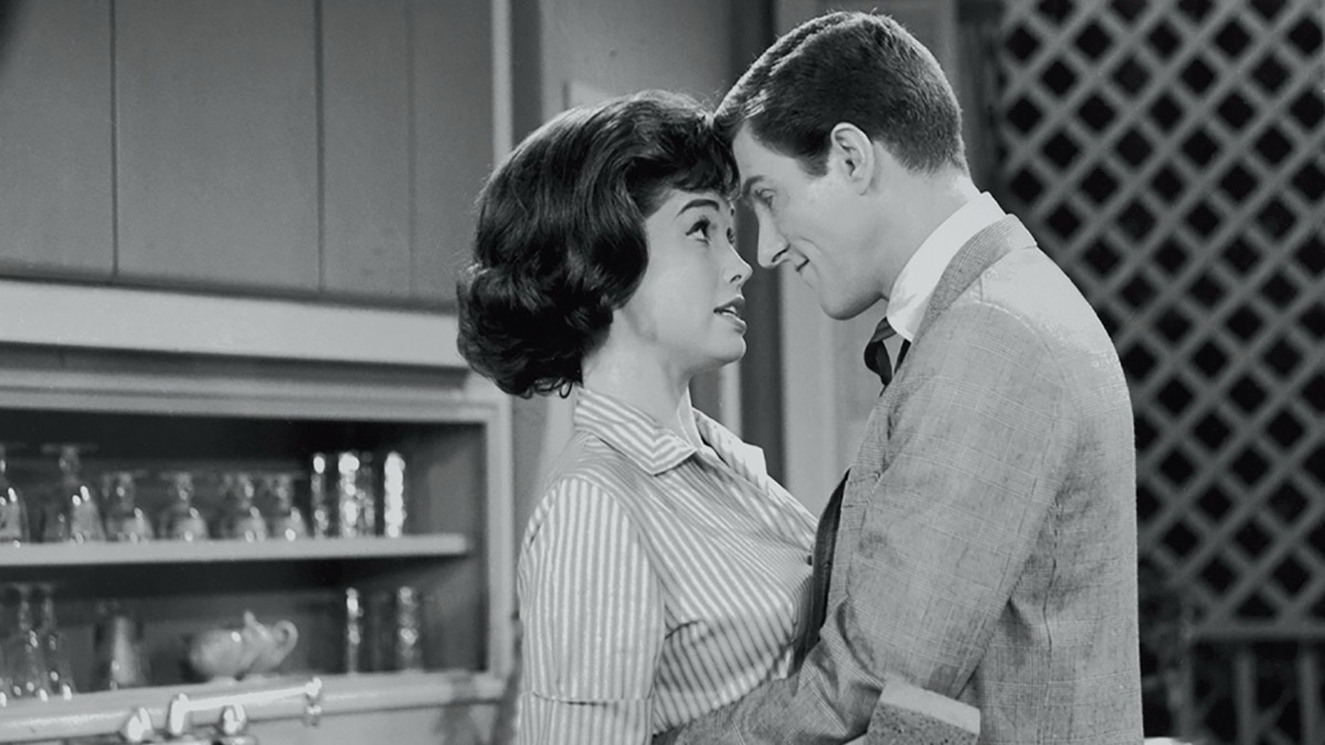 18 Old TV Shows the Whole Family Will Love — Best Life