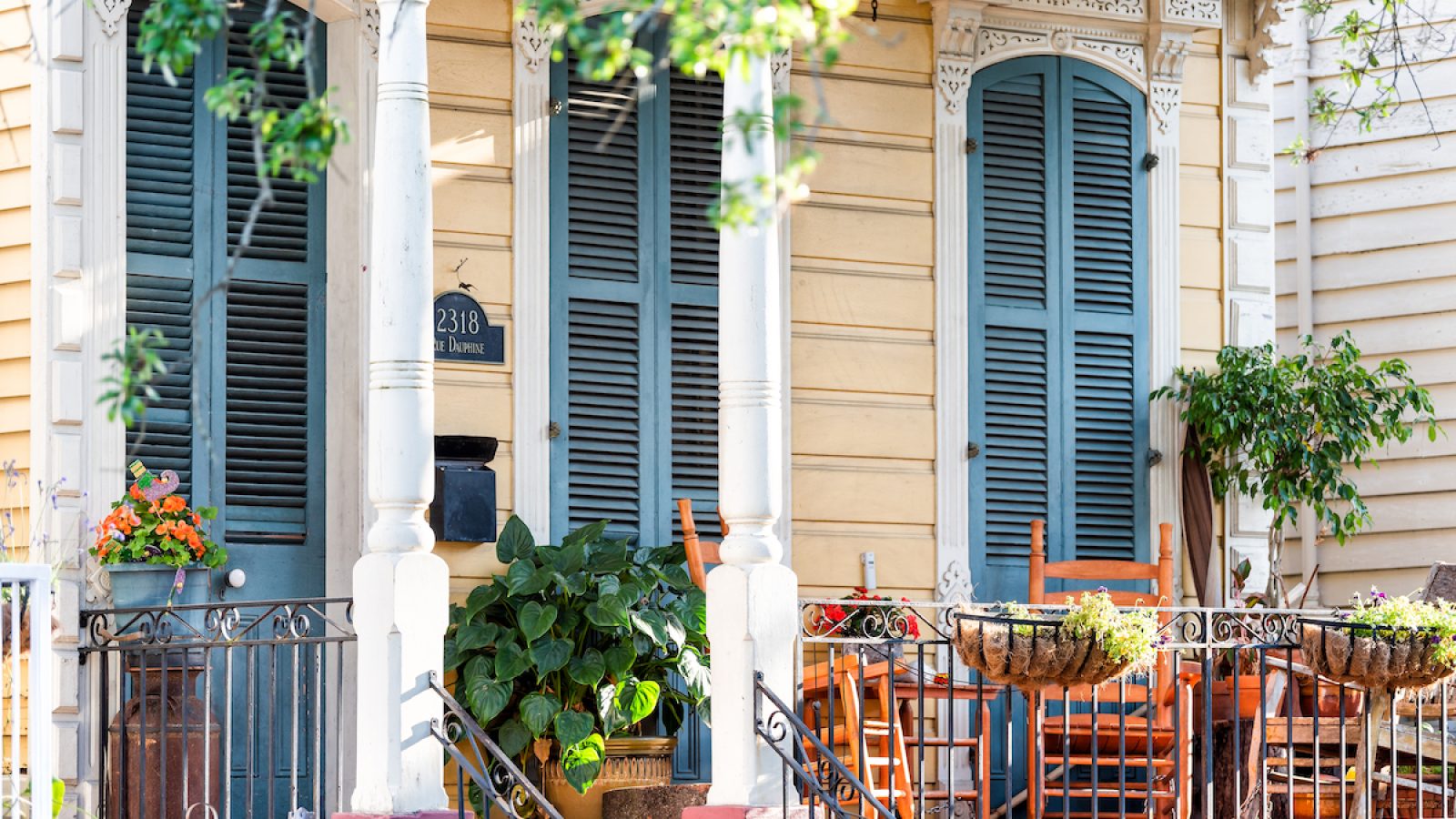 20 U.S. Cities With the Most Beautiful Old Houses — Best Life