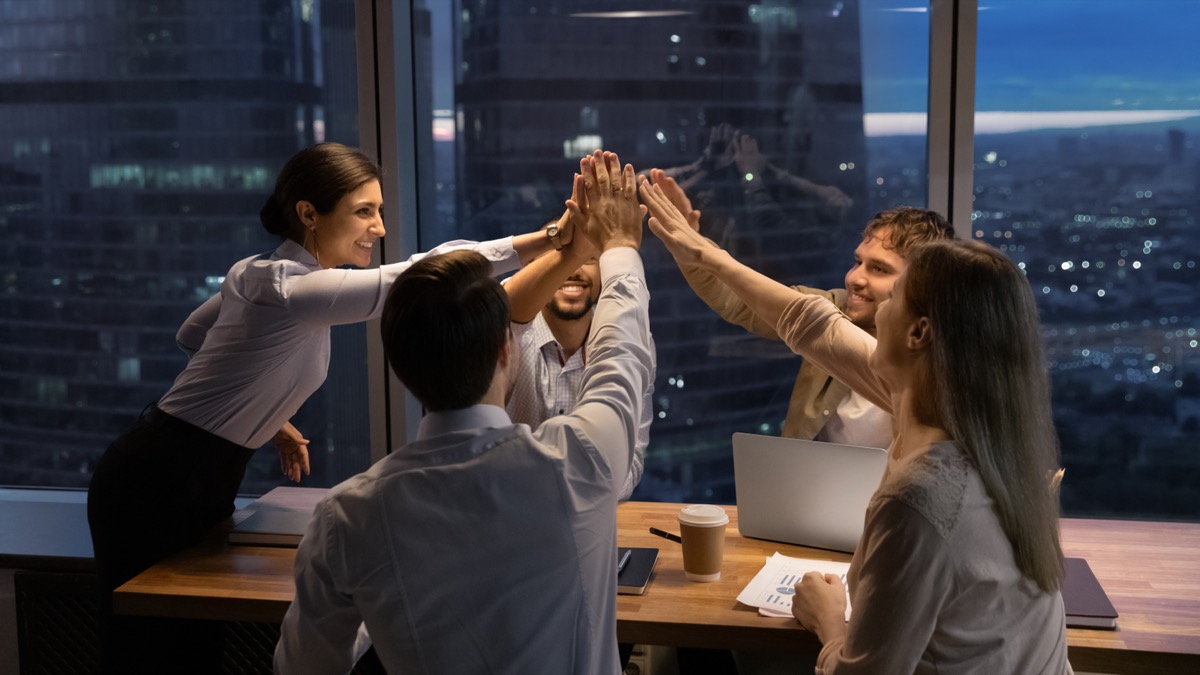 5 Highly Effective Conflict Resolution Strategies to Make Work a Breeze