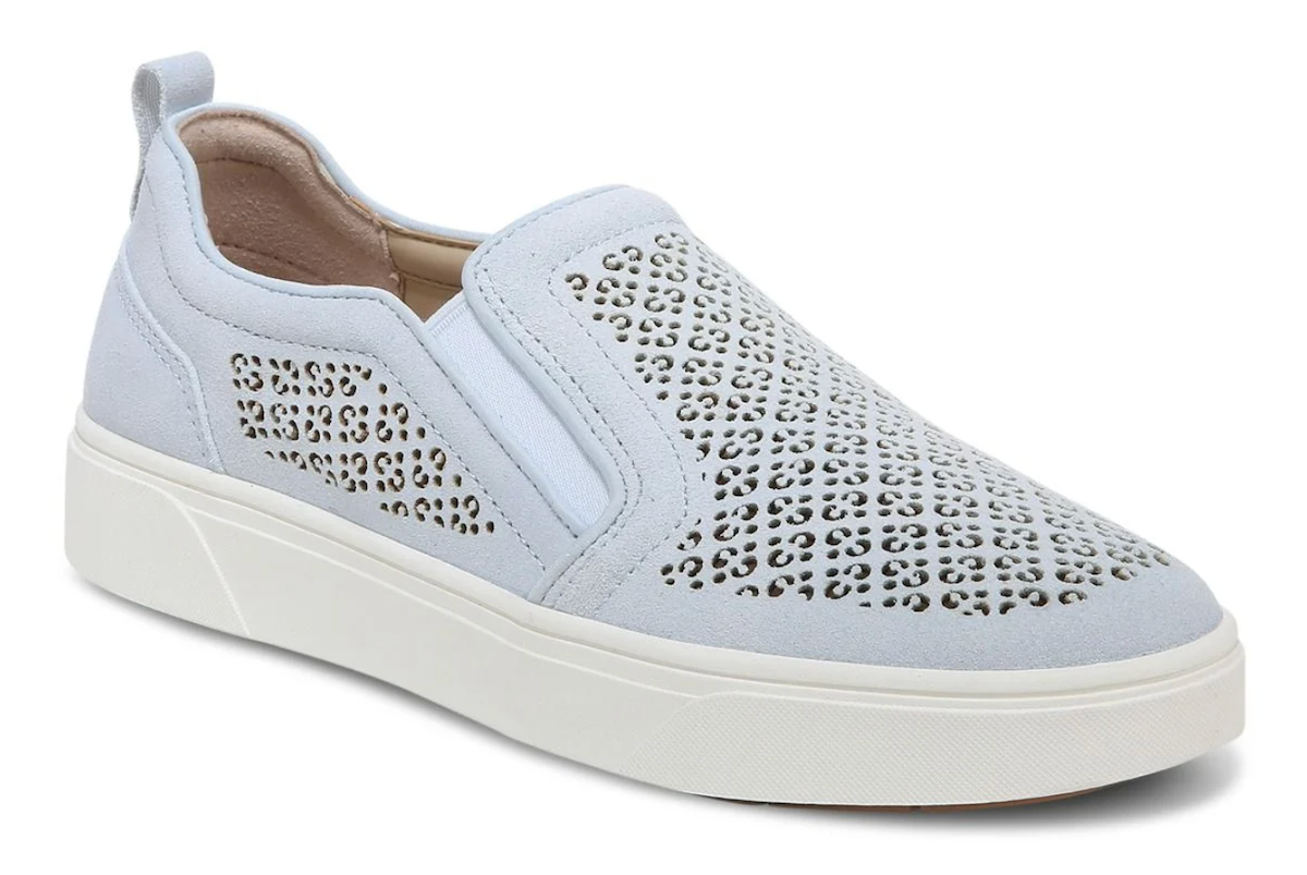 11 Best Shoes for Plantar Fasciitis, Podiatrists Say — Best Life