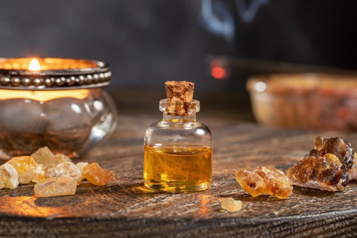 12 Essential Oils That Help You Relax, Aromatherapy Experts Say — Best Life