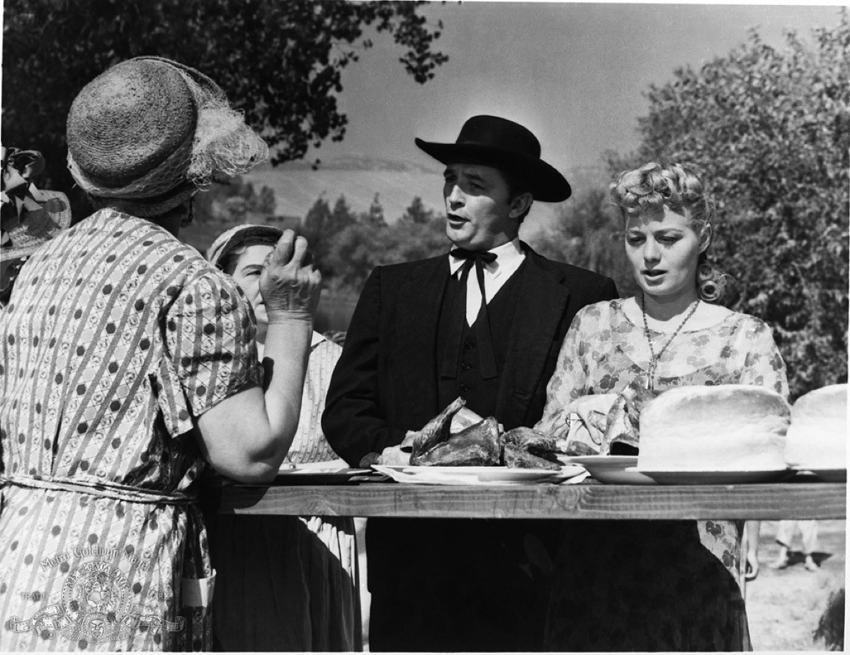 25 Classic Old Hollywood Movies You Must Watch