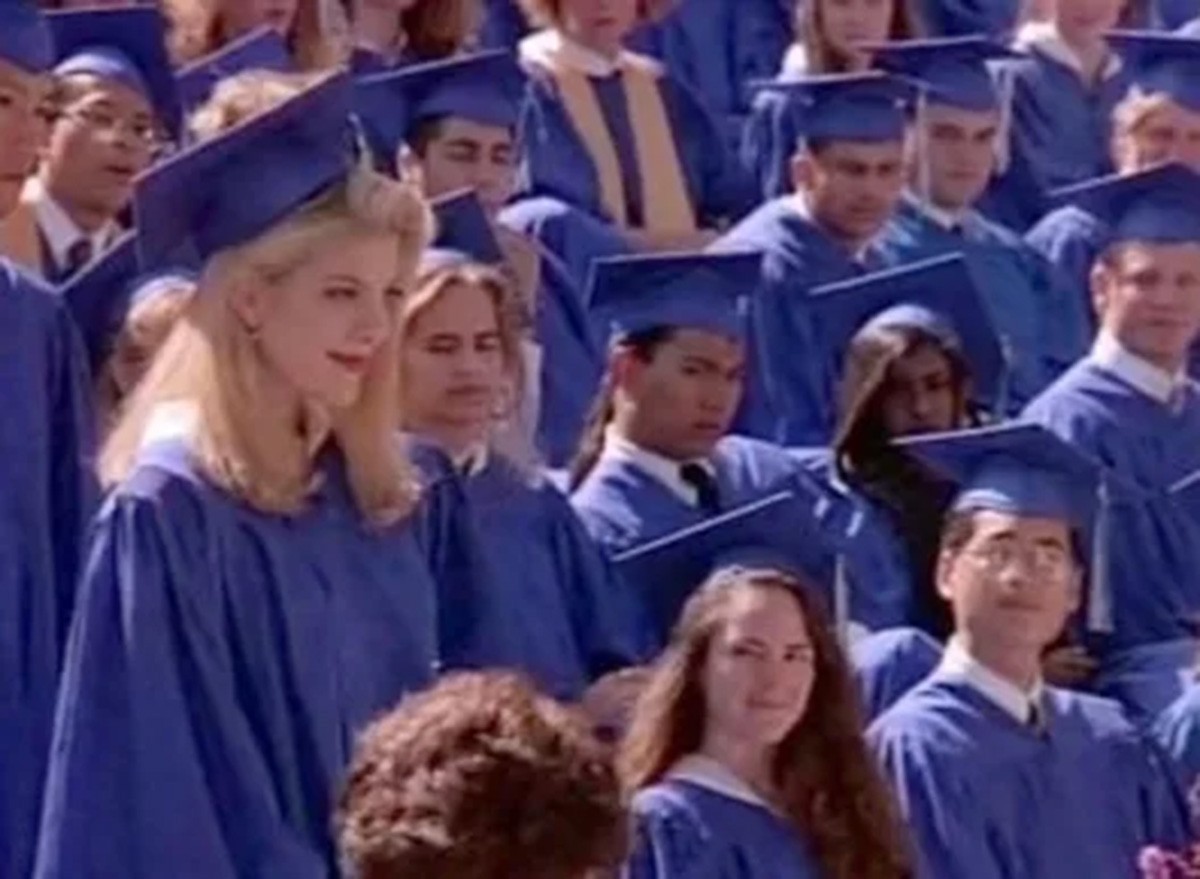 I Just Watched Every Episode of 90210 and Here are 10 Things I Learned