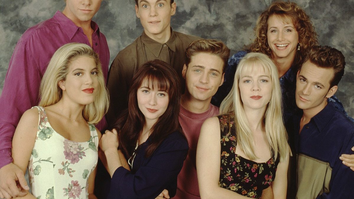 I Just Watched Every Episode of 90210 and Here are 10 Things I Learned