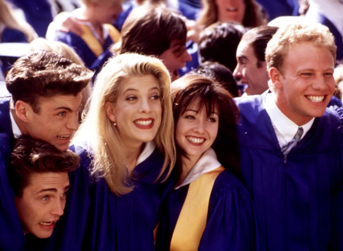 I Just Watched Every Episode of 90210 and Here are 10 Things I Learned