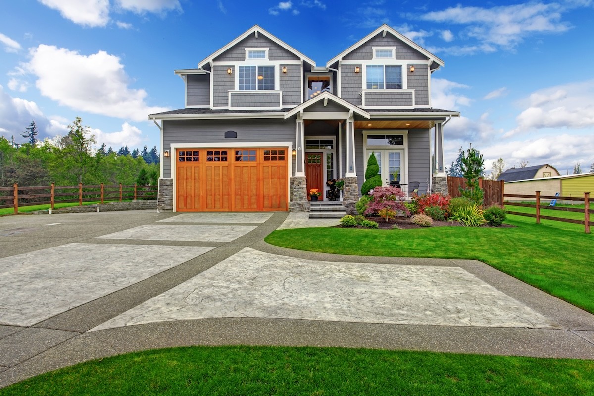 10 Driveway Ideas to Boost Your Home's Curb Appeal