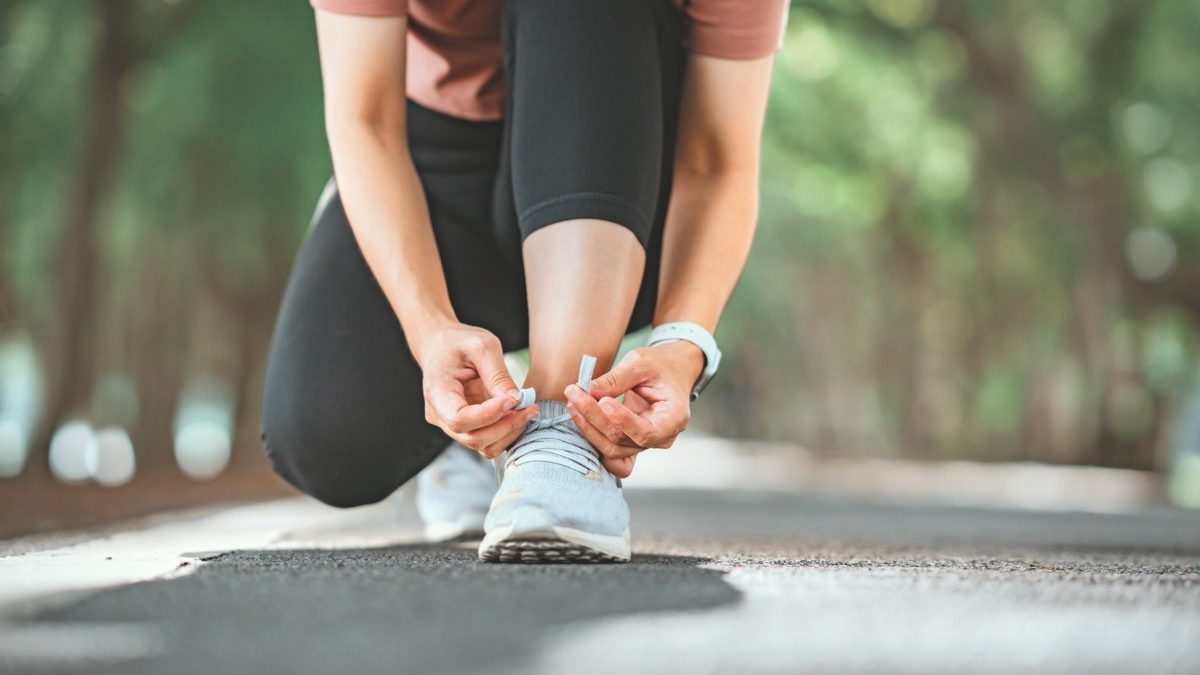 The 6 Best Shoes for Walking, According to Podiatrists