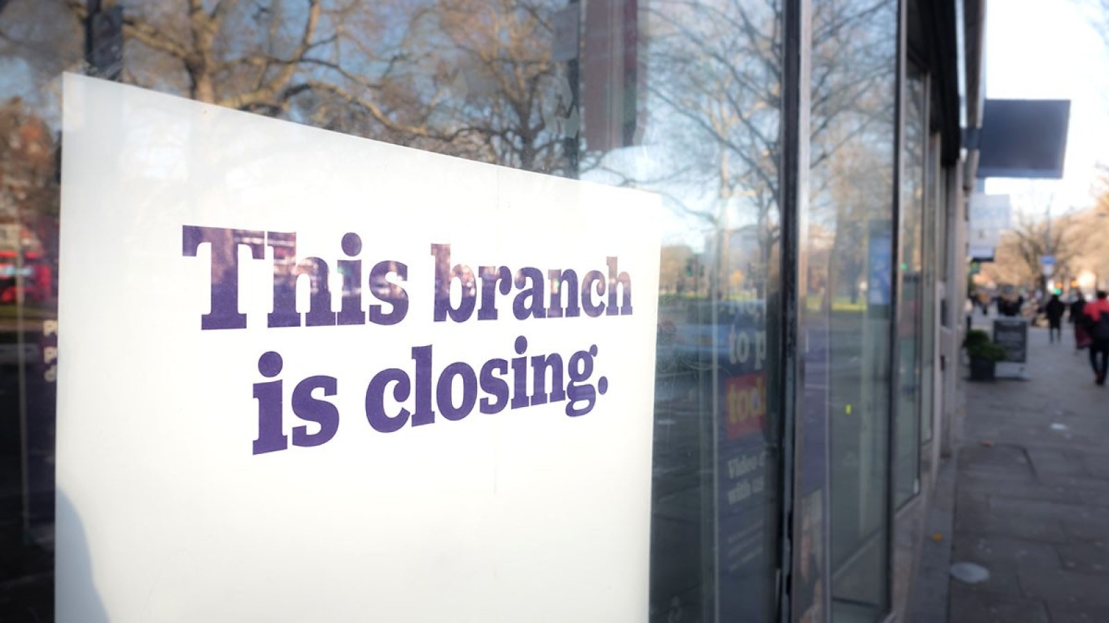 Major Banks Closing 55 Branches: What You Need to Know