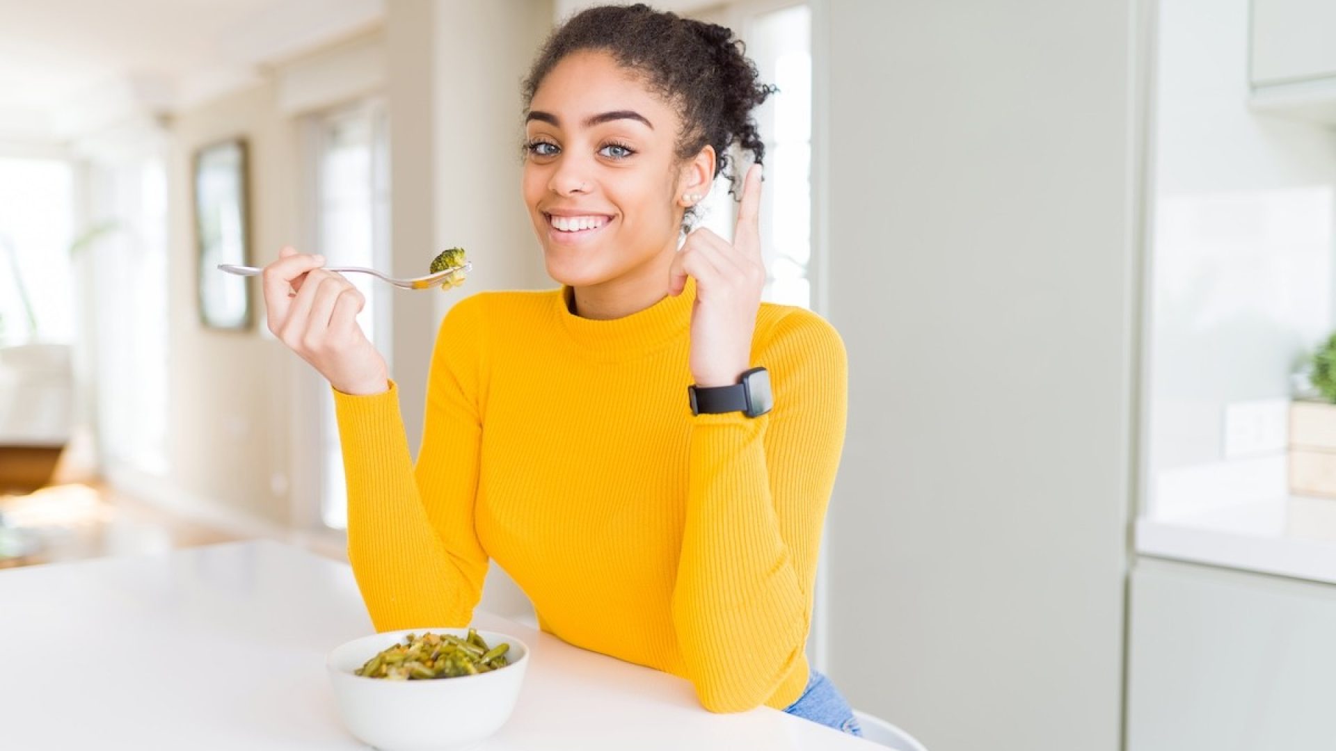 10 Simple Ways to Quiet "Food Noise" Without Taking Ozempic