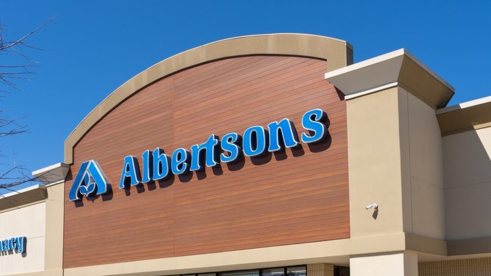 Walmart and Albertsons Are Closing Locations.