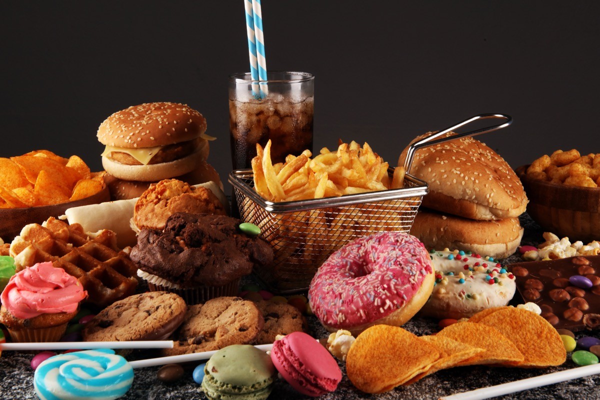 6 Foods That Increase Your Dementia Risk