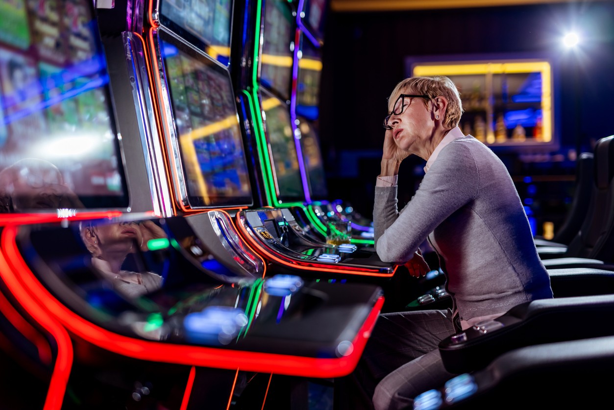 9 Insider Tips for Playing Slot Machines Without Losing