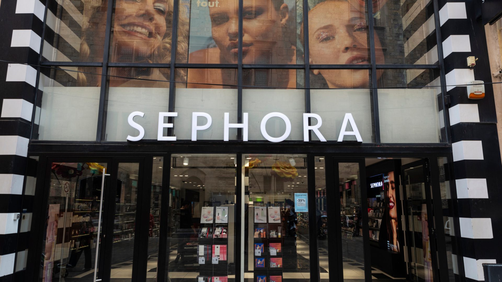 4 Shopping Changes Coming to Sephora and Ulta — Best Life