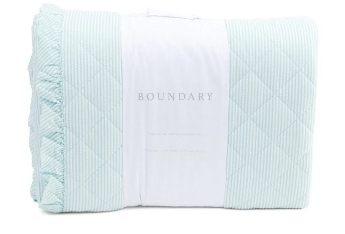 7 Best TJ Maxx Bedding Finds Shoppers Are Grabbing Right Now
