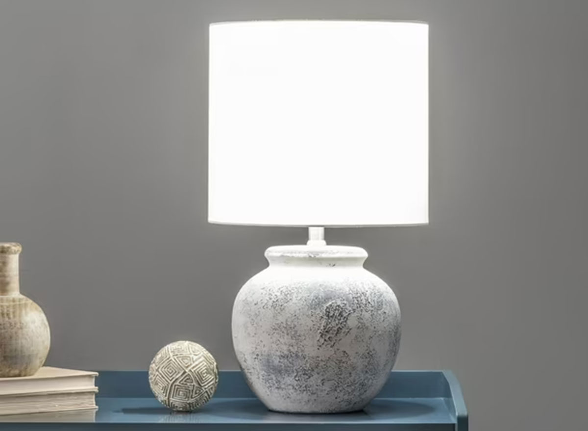 7 Best Walmart Lamps That Give a Cozy Glow, According to Interior ...