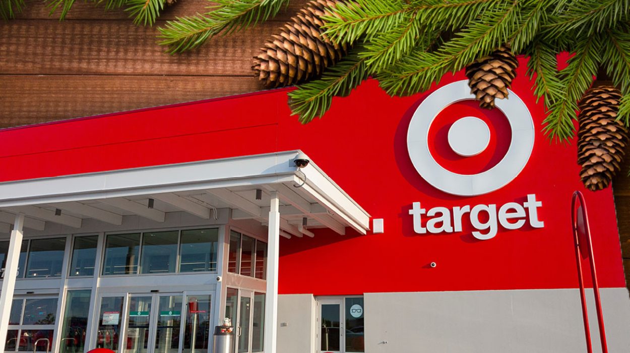 11 Best New Target Holiday Decor Finds Under $5 From "Bullseye Playground"